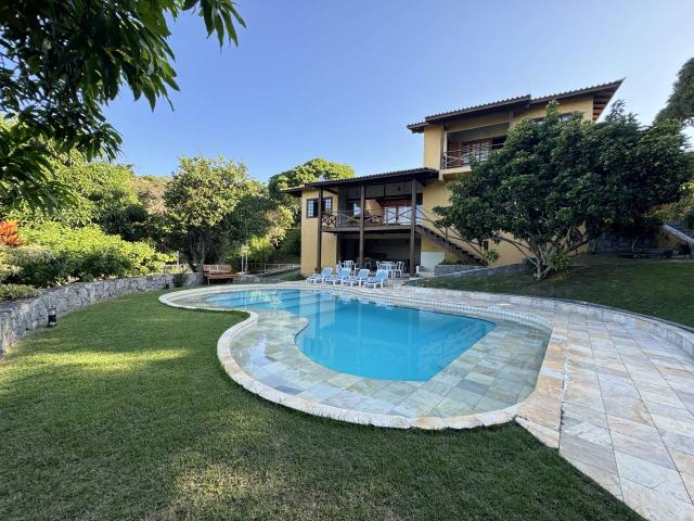 Ampla casa Ferradura Buzios