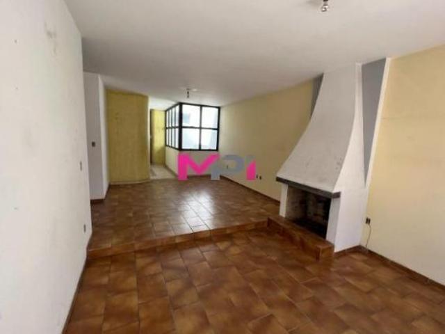 AMPLA CASA RESIDENCIAL/COMERCIAL À VENDA NO VIANELO JUNDIAÍ/SP
