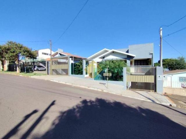 AMPLA CASA, SEMI MOBILIADA COM 04 QUARTOS E PISCINA A VENDA EXCELENTE LOCALIZAÇÃO JD PORTO ALEGRE