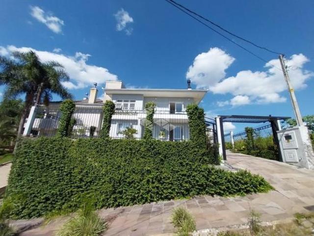 Ampla casa