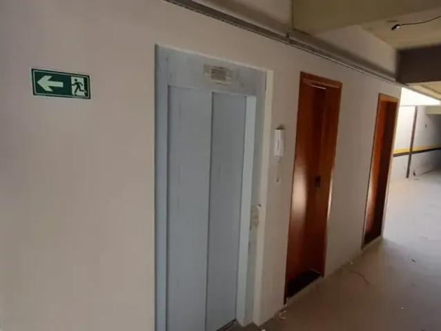 Ampla cobertura nova com 74m2 pussui quintal privativo, elevador e vaga coberta!