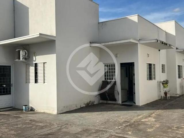 Ampla e Confortável