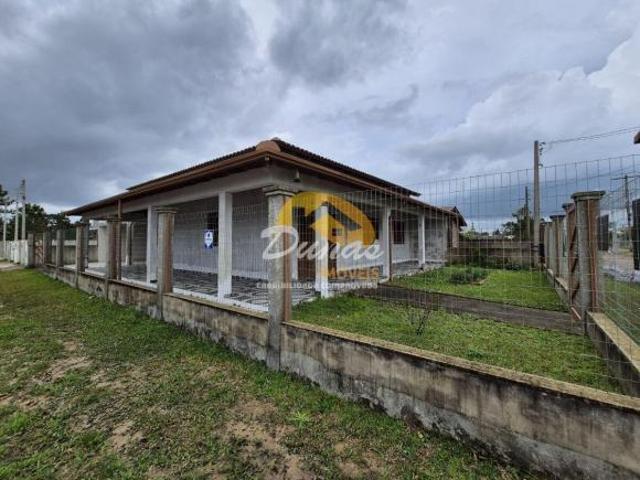 AMPLA RESIDÊNCIA EM ALVENARIA EM NOVA TRAMANDAÍ