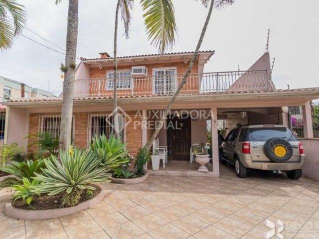 AMPLA RESIDÊNCIA PRÓXIMO AO BARRA SHOPPING