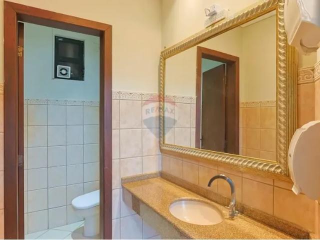Ampla Sala Comercial para locação no Bairro da Carvoeira Florianópolis