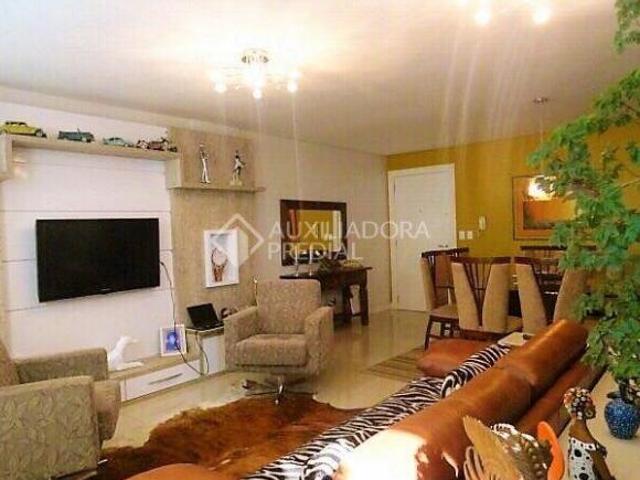 AMPLITUDE E ACONCHEGO EM UM ÚNICO APARTAMENTO