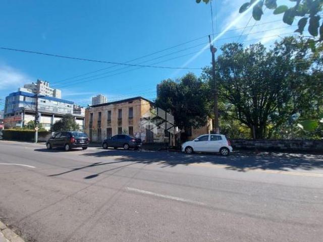 Amplo terreno na rua São Paulo