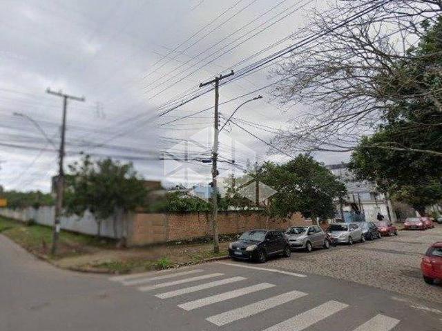 AMPLO TERRENO À VENDA, DE ESQUINA, NA RUA SANTA CATARINA, BAIRRO SANTA MARIA GORETTI