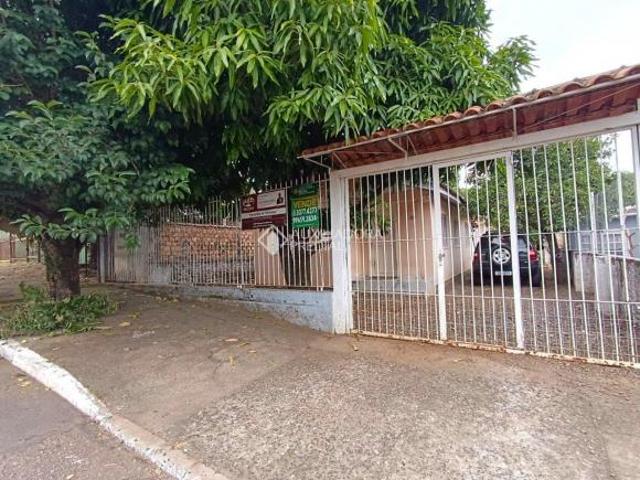 Amplo terreno com 02 casas á venda no bairro Igara