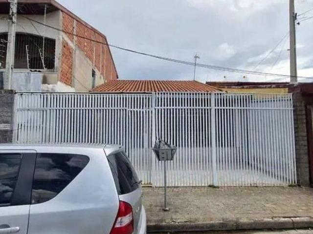 Amplo Terreno com Casa e Edícula Assobradada no Jardim Motorama