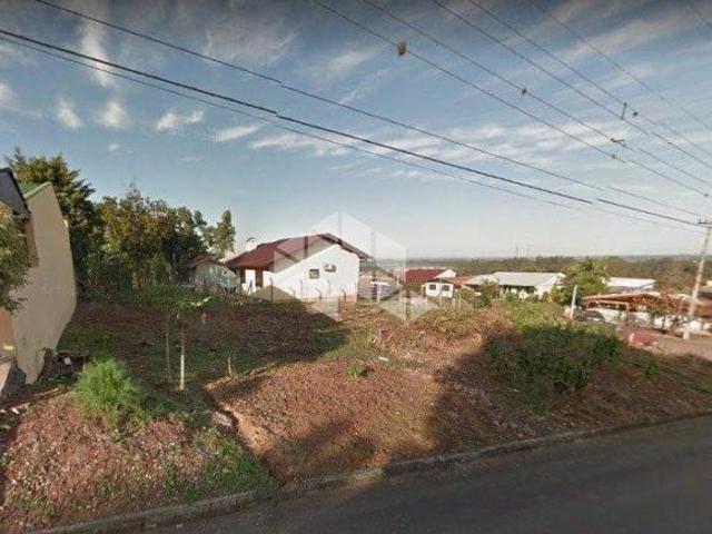 Amplo terreno de esquina