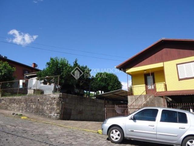 Amplo terreno para construção residencial ou comercial