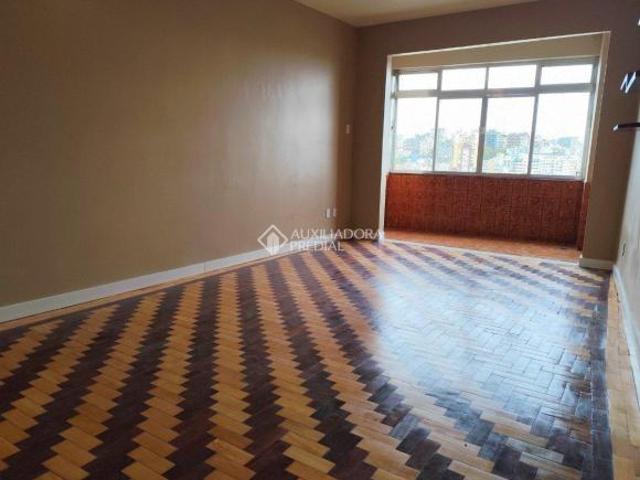 AMPLO APARTAMENTO 03 DORMITÓRIOS