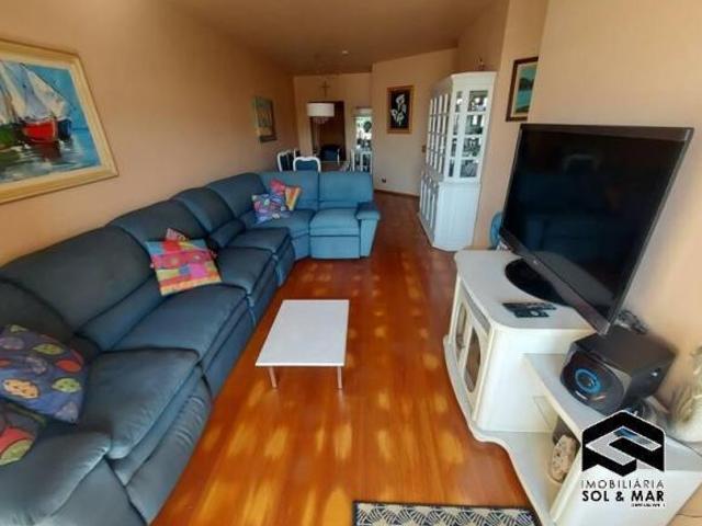 AMPLO APARTAMENTO, 100M DA PRAIA, COM VISTA PARA O MAR!