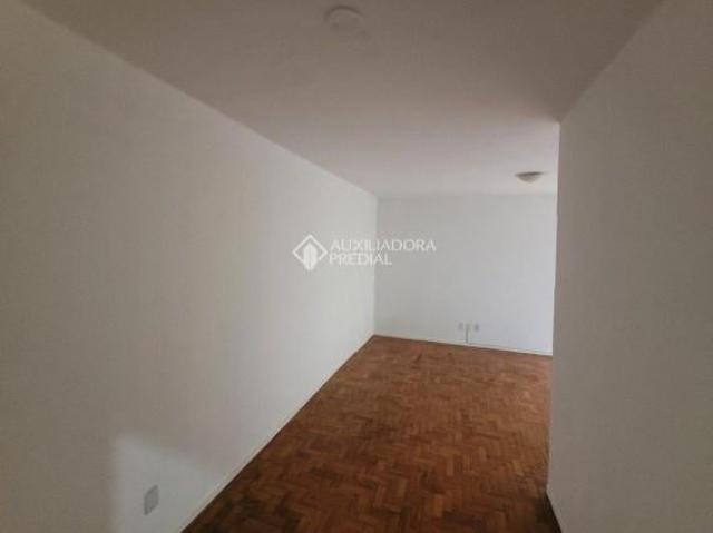 Amplo Apartamento 1 Dormitório com Sacada Av. Bento Gonçalves