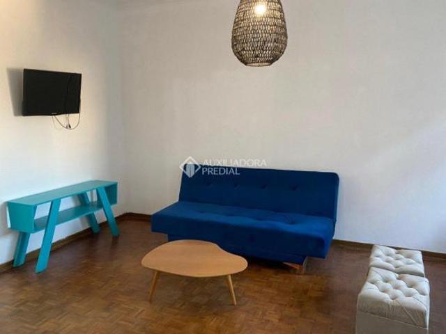 Amplo Apartamento 2 Dormitórios c/ Suíte