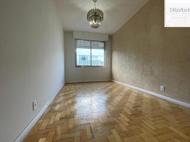 Amplo apartamento 3 dormitórios, bairro Petrópolis
