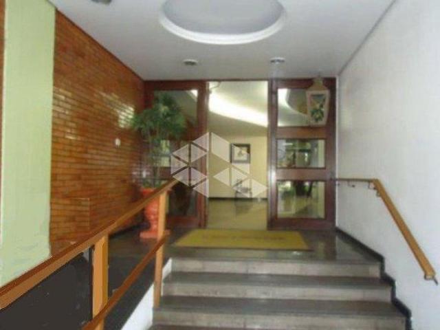 Amplo apartamento 3 dormitórios com 109 m2 de área útil no bairro Floresta