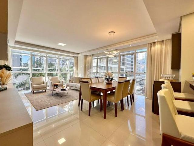 Amplo apartamento 3 dormitórios /quartos e 1 vaga/box em Capão da Canoa/RS