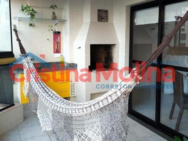 Amplo apartamento, 3 dormitórios, suíte, lazer, 2 vagas, pertinho da praia, Vila Tupi