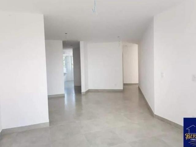 Amplo Apartamento 3 Quartos com Varanda – Bairro Sion