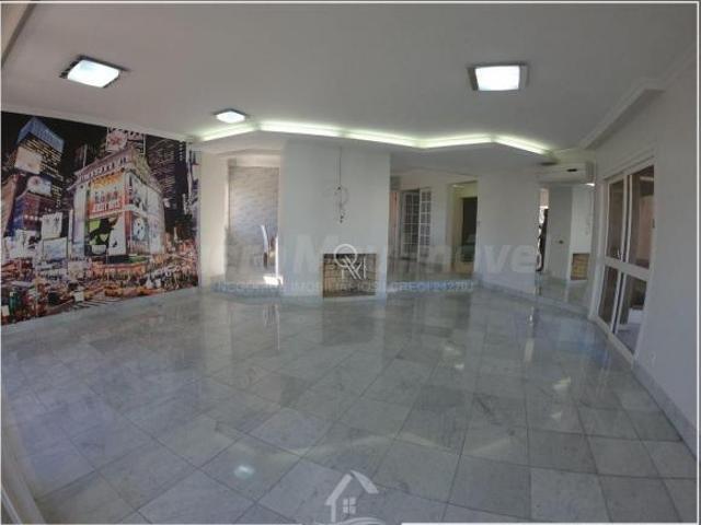 Amplo apartamento a venda no Bairro Madureira