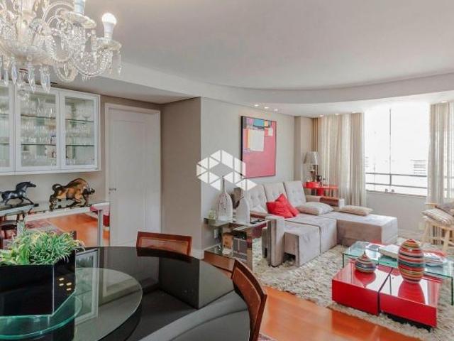 AMPLO APARTAMENTO À VENDA NO BAIRRO MOINHOS DE VENTO, COM 3 DORMITÓRIOS 1 SUÍTE, CHURRASQUEIRA E 2