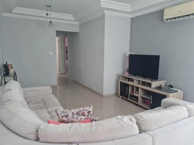 Amplo Apartamento à Venda. Conforto e Espaço para Sua Família!