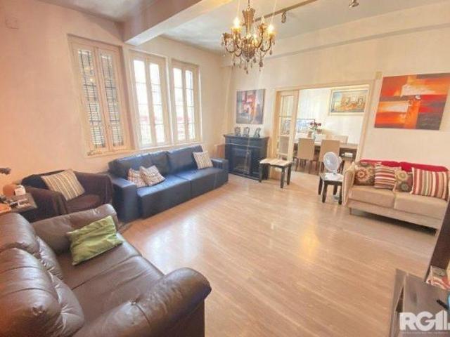 AMPLO APARTAMENTO À VENDA 2 DORMITÓRIOS