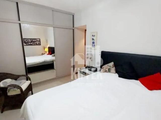 Amplo apartamento à Venda 3 quartos, varanda, vaga, 110m², na rua Mariz e Barros, Icaraí, Niterói RJ