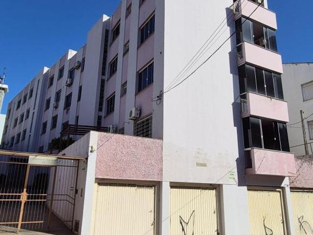 Amplo apartamento à venda