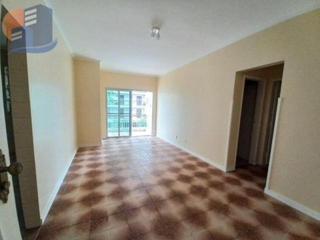 Amplo Apartamento Apenas 3 Quadras da Praia Enseada