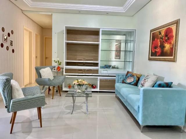 Amplo apartamento com 3 dormitórios no bairro Itaguaçu