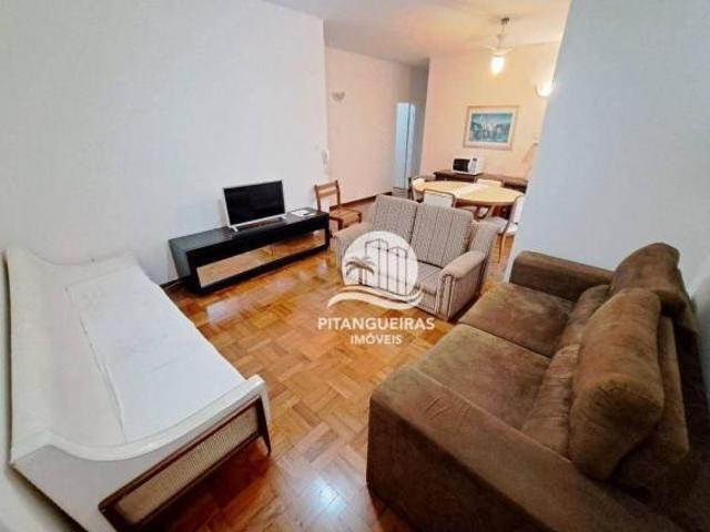 Amplo apartamento, com 3 dormitórios, 50 metros da praia, com pequena vista para o mar