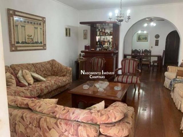 Amplo apartamento com 3 dormitórios sendo 1 suíte e 143m² Elegância e excelente distribuição por R$