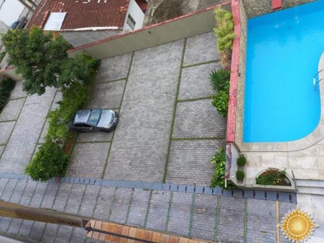 Amplo Apartamento com 3 quartos sendo um suíte, com Área Lazer com piscina e churrasqueira