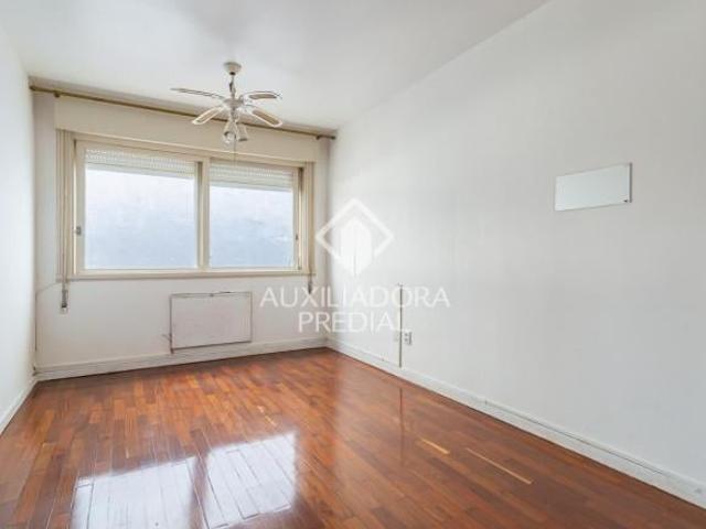 Amplo apartamento com 03 quartos e 1 vaga!