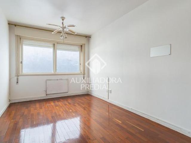 Amplo apartamento com 03 quartos e 1 vaga!