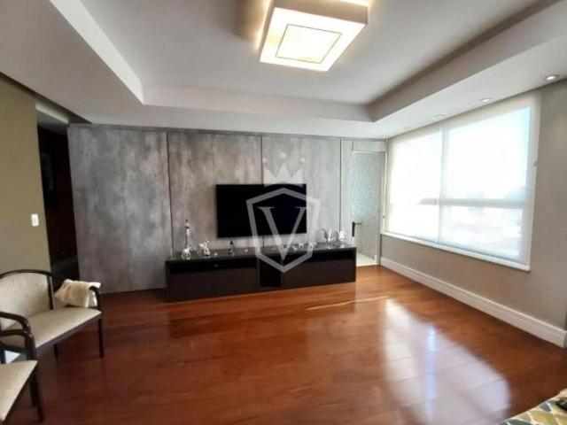 AMPLO APARTAMENTO COM 271m2 3Qtos 2 Suites 2 Vagas