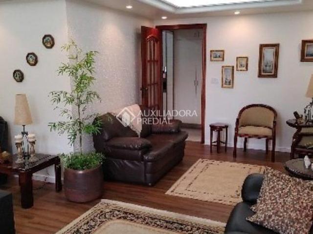 Amplo Apartamento com 4 Dorms 1 Suíte, Vagas Paralelas e Lazer Completo Estuda Permuta!
