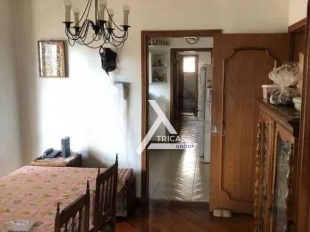 Amplo Apartamento com 4 suítes, Hall, Living com 3 ambientes, lareira, closet, terraço, lavabo, sala