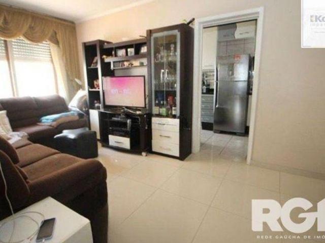 Amplo apartamento com 92m² privativos e 3 dormitórios, próximo a Sicredi na Av