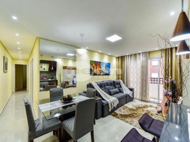 Amplo Apartamento de 72m² com 3 Dormitórios e Vaga Oportunidade no Nova Petrópolis