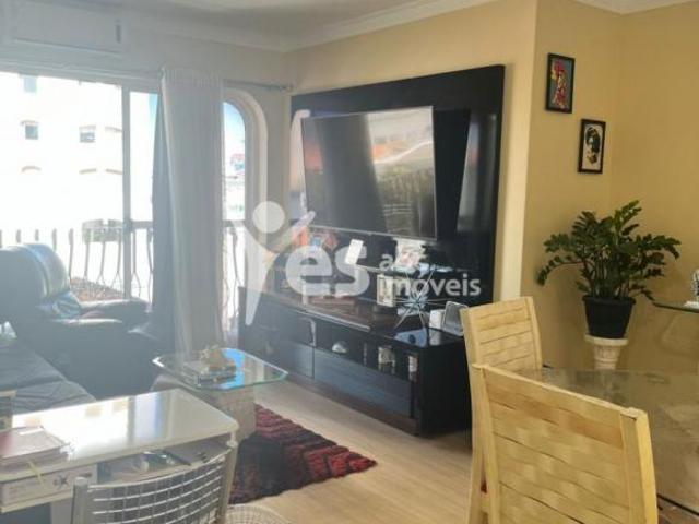 Amplo Apartamento de 146m² com 3 Dormitórios, 2 Sacadas no Centro REF: 18081