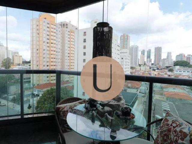 Amplo apartamento de 170 m² com 4 dormitórios e grande potencial no Tatuapé