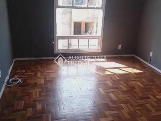 Amplo apartamento de 1 dormitório no bairro Teresópolis ? conforto e praticidade