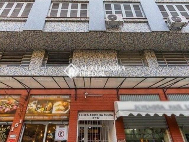 AMPLO APARTAMENTO JK DE 41M² PRIVATIVOS