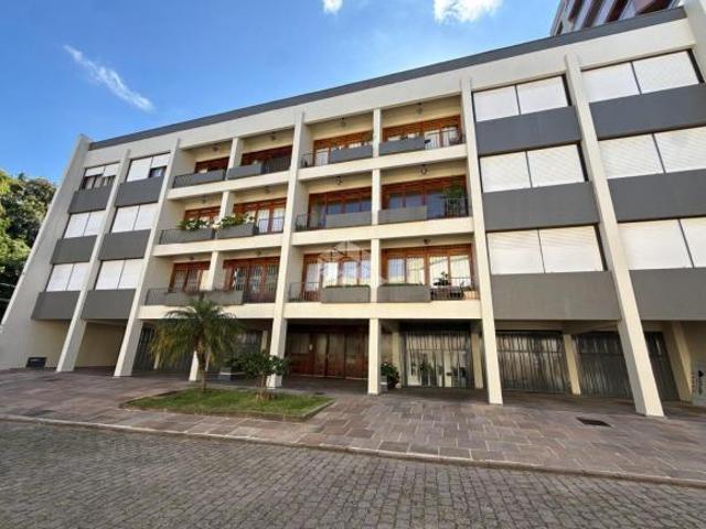 Amplo apartamento mobiliado no bairro Exposição
