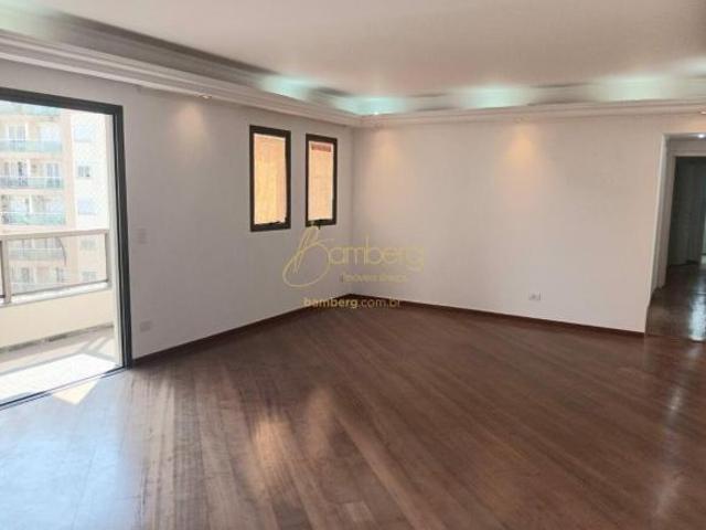Amplo Apartamento na Vila Suzana 161 m², 4 Dormitórios 3 Suítes e 3 Vagas