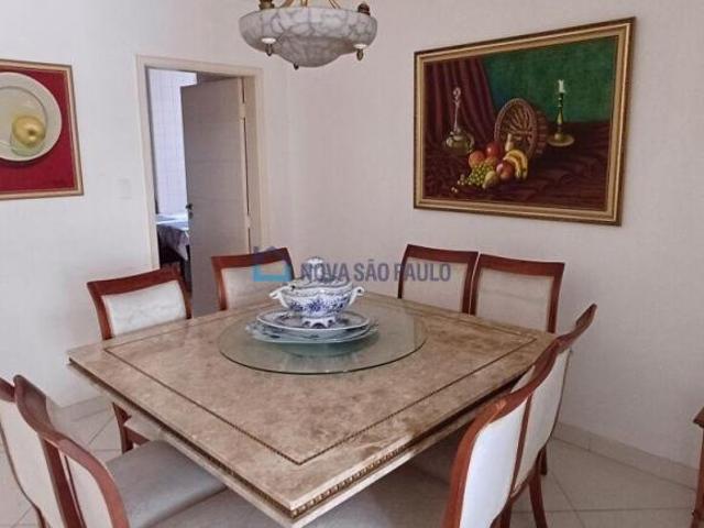Amplo apartamento na Bela Vista perto do Shopping Pátio Paulista!